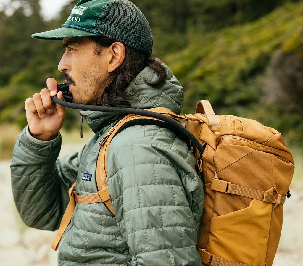 Yeti (Mystery Ranch) Bozeman 27L Backpack - Camp Green/Black/Alpine ...