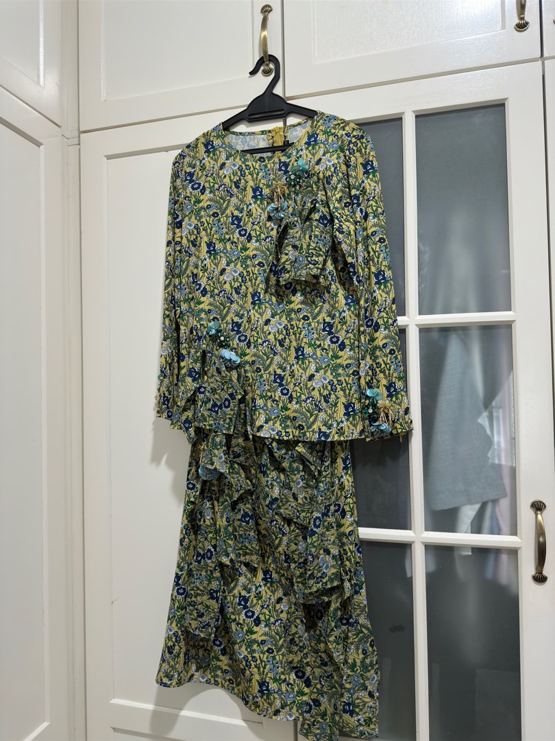 Rico Rinaldi raya, Women's Fashion, Muslimah Fashion, Baju Kurung ...