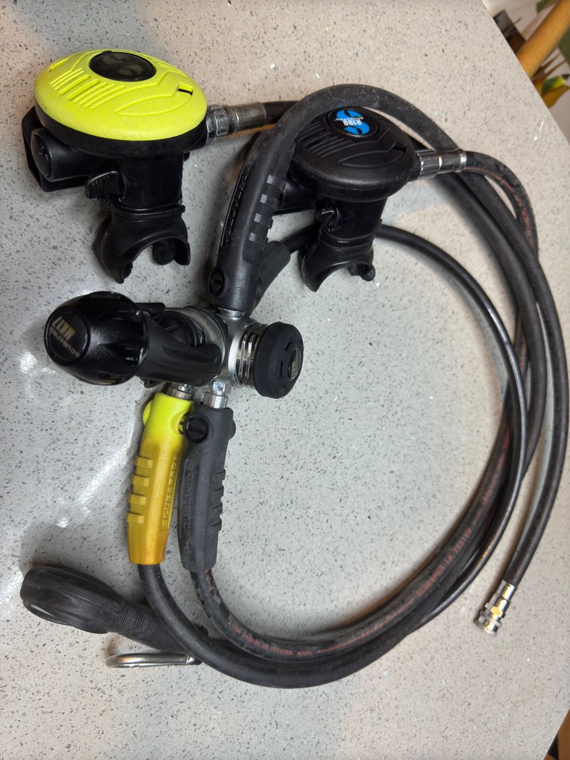 Scubapro Dive Regulator set - MK17, R190, R190 Octopus, Pressure gauge ...