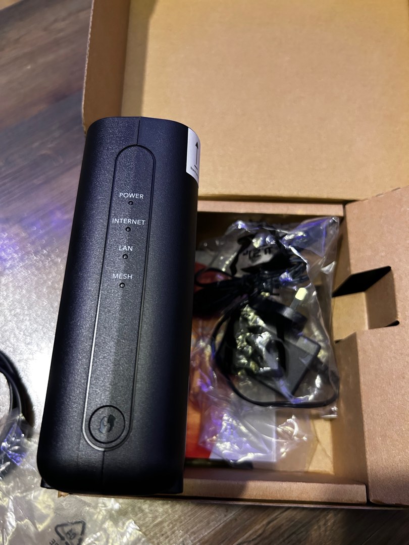 Singtel Wi-Fi 6 Router WG660242-ST on Carousell