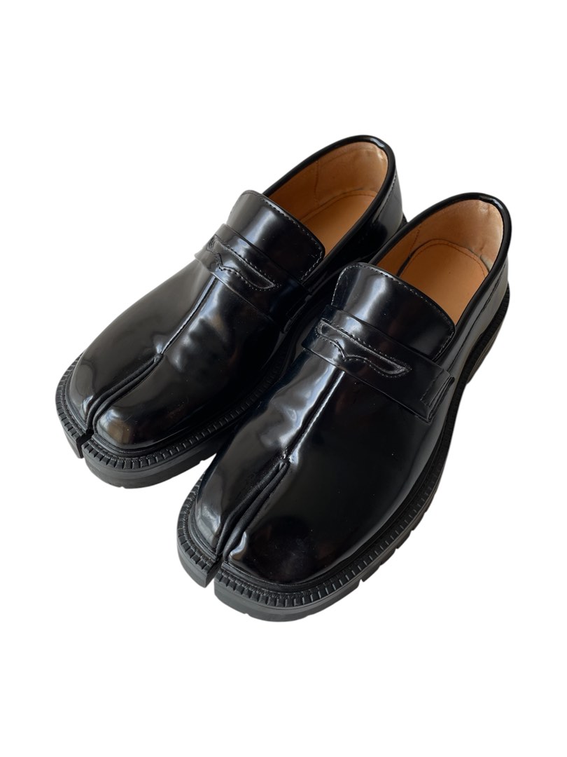Tabi Split Toes Loafer, Men's Fashion, Footwear, Dress shoes on Carousell
