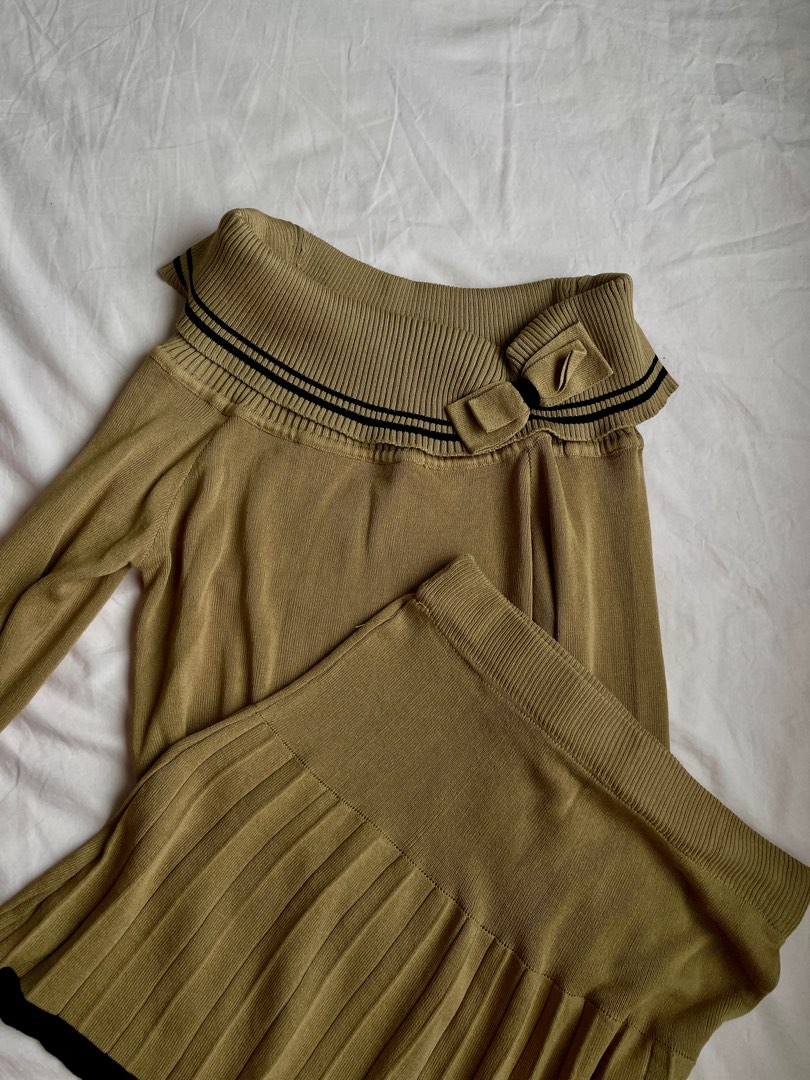 TOPPING COLLECTION BROWN OFF SHOULDER AND SKIRT SET, Women's Fashion ...