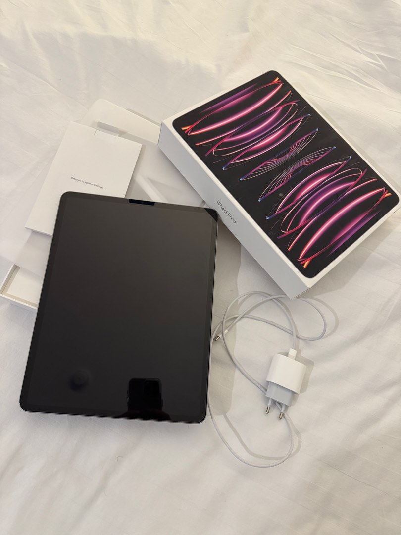 12.9-inch iPad Pro gen 6th. Garansi iBox Central Park Mall, Telepon ...
