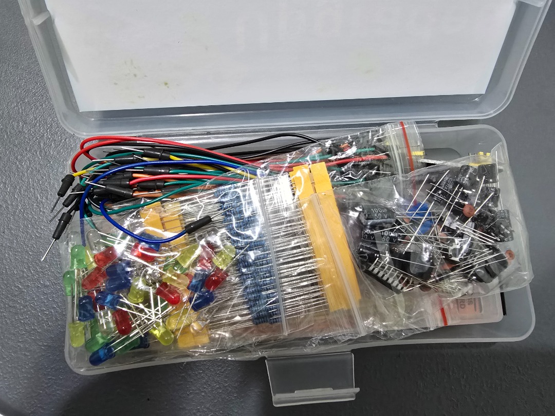 830 Breadboard Set Electronic Component Basic Starter Kit, Computers ...
