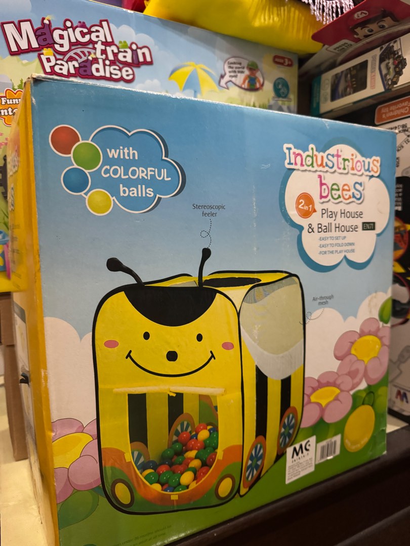 Bees Play house & Ball house, Hobbies & Toys, Toys & Games on Carousell