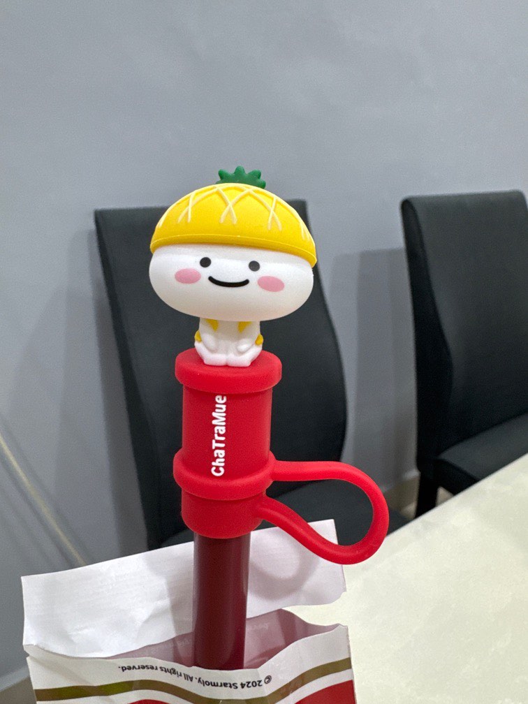 Chatramue Quby straw, Hobbies & Toys, Collectibles & Memorabilia, Fan ...