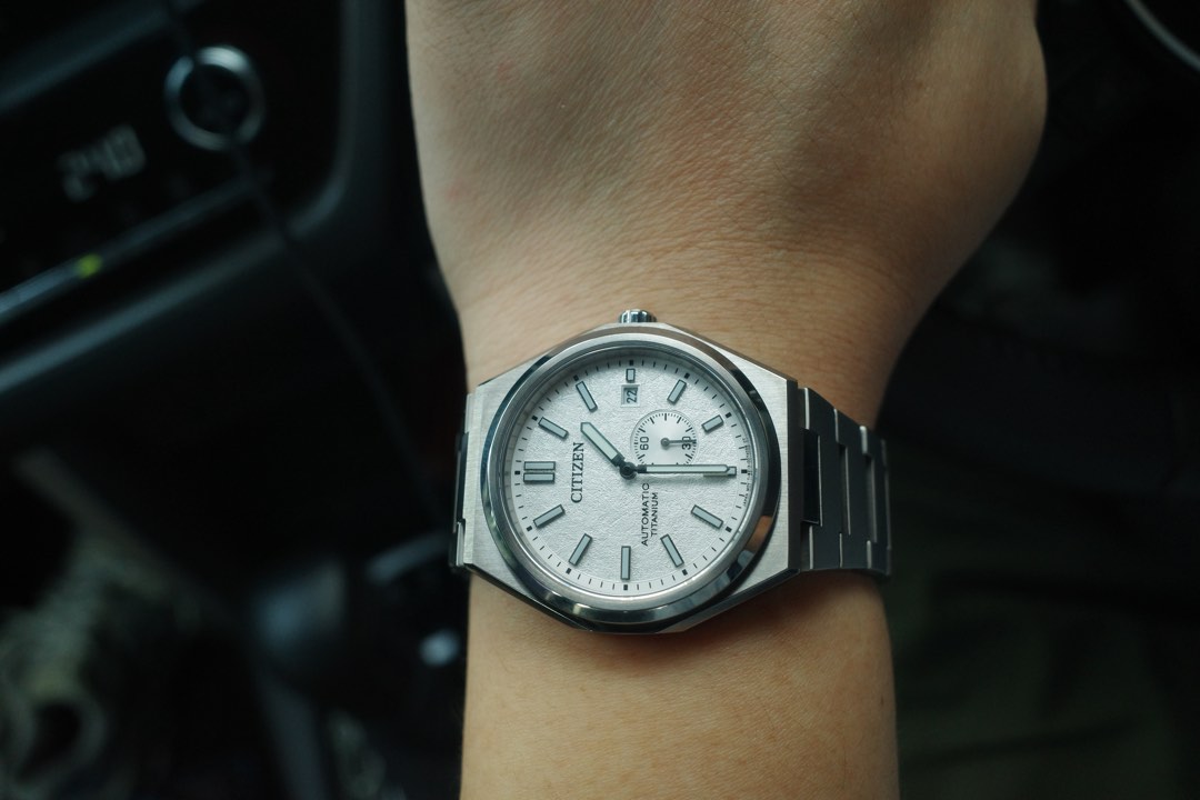 Citizen forza/zenshin NJ0180-80A Super titanium white, Men's Fashion ...