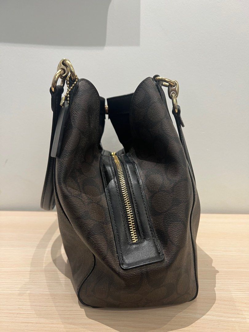 Coach Bag, Luxury, Bags & Wallets on Carousell