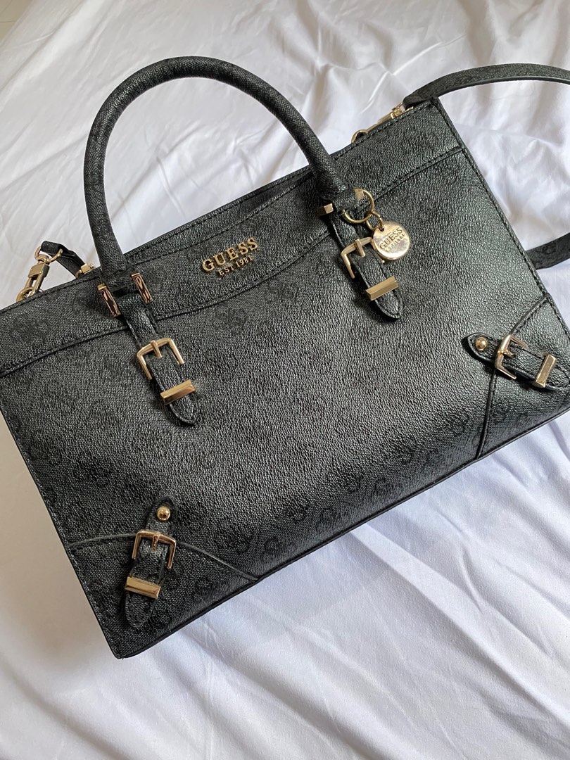 GUESS BAG lengkap dengan tag, Fesyen Wanita, Tas & Dompet di Carousell