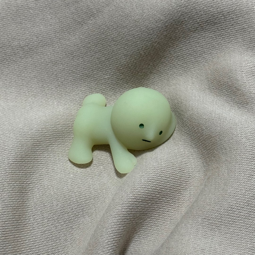 LFB UFS Smiski Hipper Sticking with BNF, Hobbies & Toys, Toys & Games ...