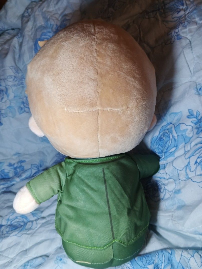 Loid Forger Spy x family sitting plushie, Hobbies & Toys, Toys & Games ...