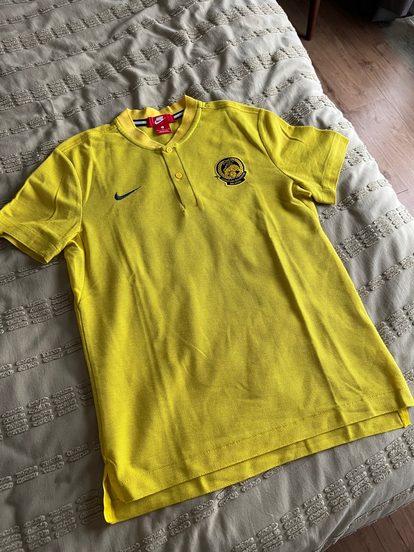 Nike Malaysia FAM Polo 2022, Men's Fashion, Tops & Sets, Tshirts & Polo ...