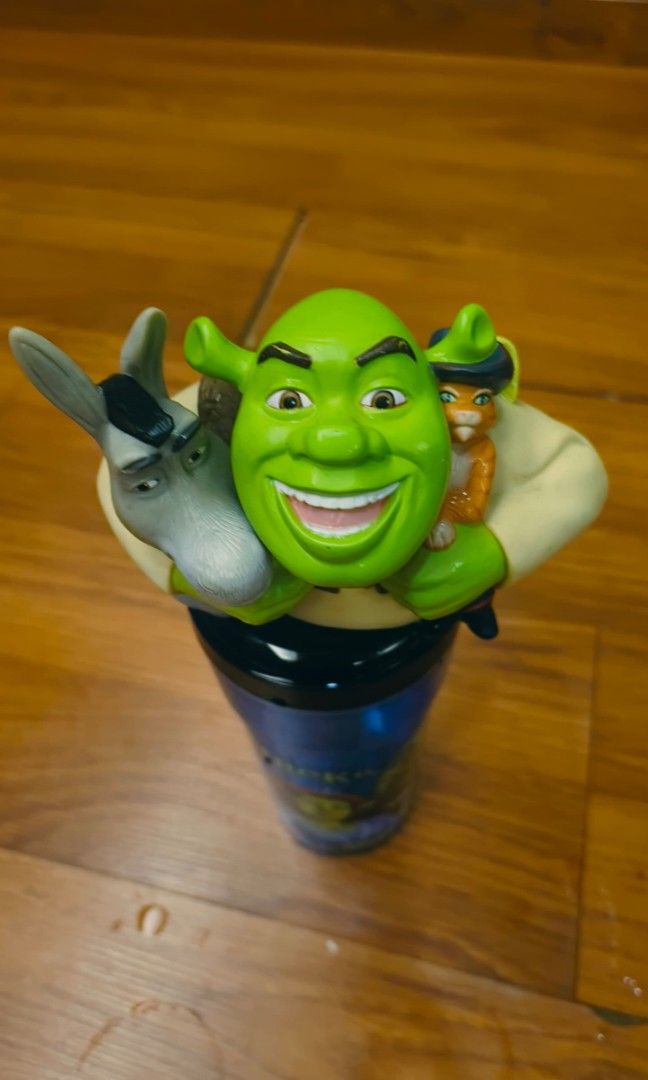 Shrek Limited Edition Water Tumbler, Hobbies & Toys, Collectibles ...