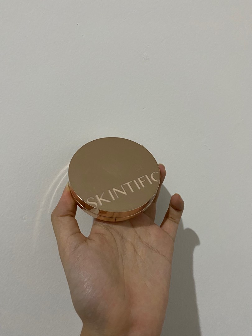 SKINTIFIC CUSHION (01 VANILLA), Kesehatan & Kecantikan, Rias Wajah di ...