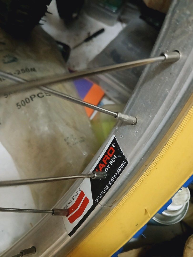 Wheelset sepasang, rim haro kulim, hub quando, tayar camel size 20x2.125 spsg, Sports Equipment ...