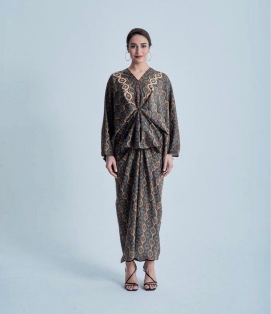 Baju Kurung Kaftan - The Klambi (FREE SIZE), Women's Fashion, Muslimah ...