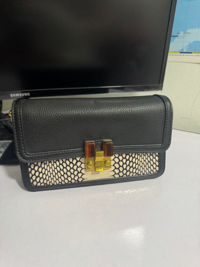 Charles&Keith sling bab, Women's Fashion, Bags & Wallets, Cross-body ...