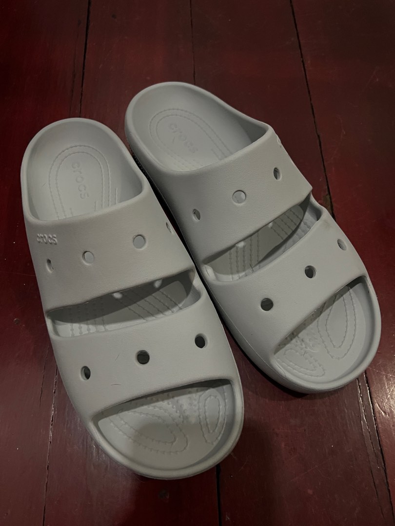 Crocs Slippers, Men's Fashion, Footwear, Slippers & Slides on Carousell