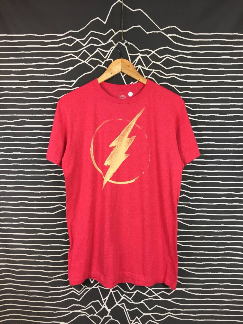 DC Comics Originals The Flash Logo Superheroes Tee, Men's Fashion, Tops ...