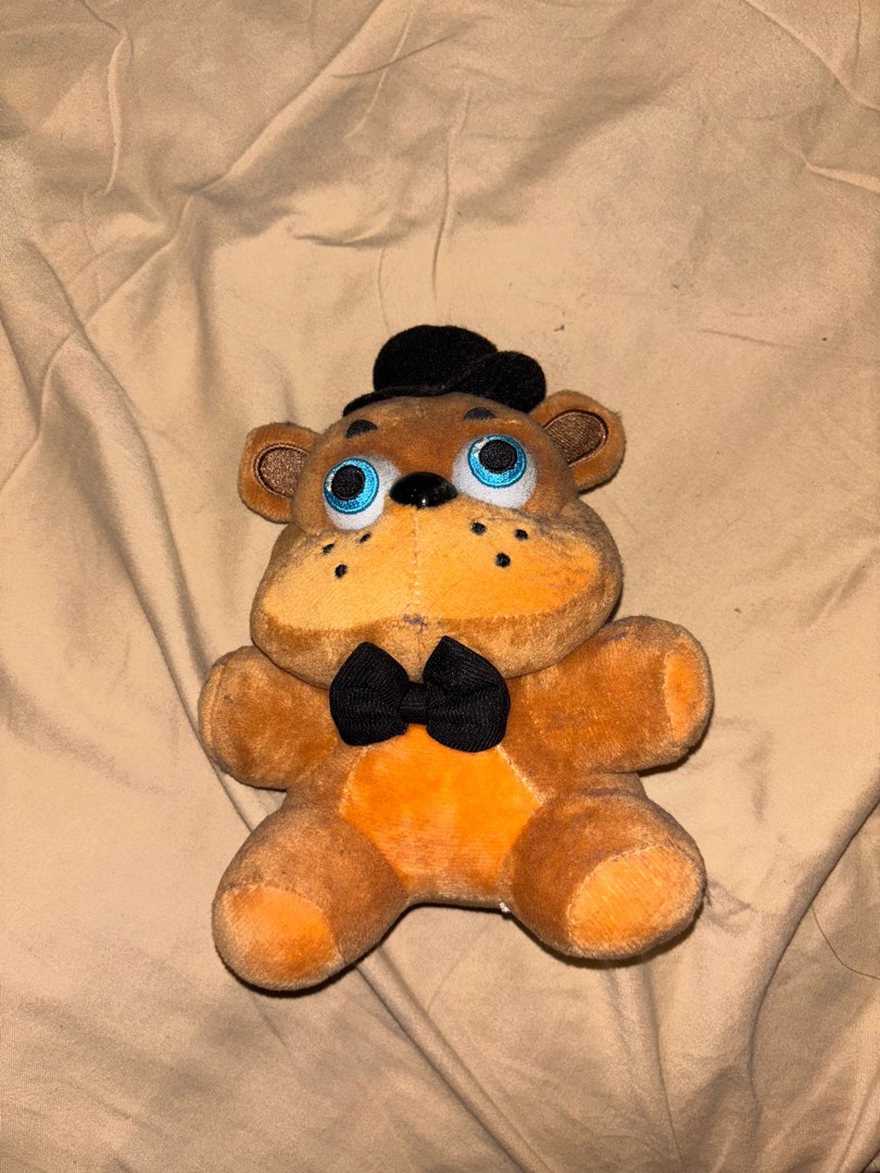 Freddy Fazbear Plush Toy (18cm) FNAF, Hobbies & Toys, Toys & Games on ...