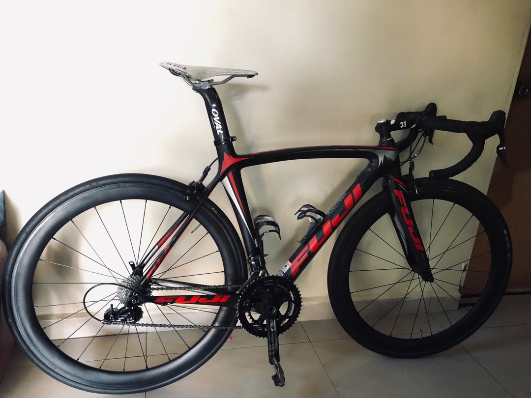 Fuji roadbike, Sports Equipment, Bicycles & Parts, Bicycles on Carousell