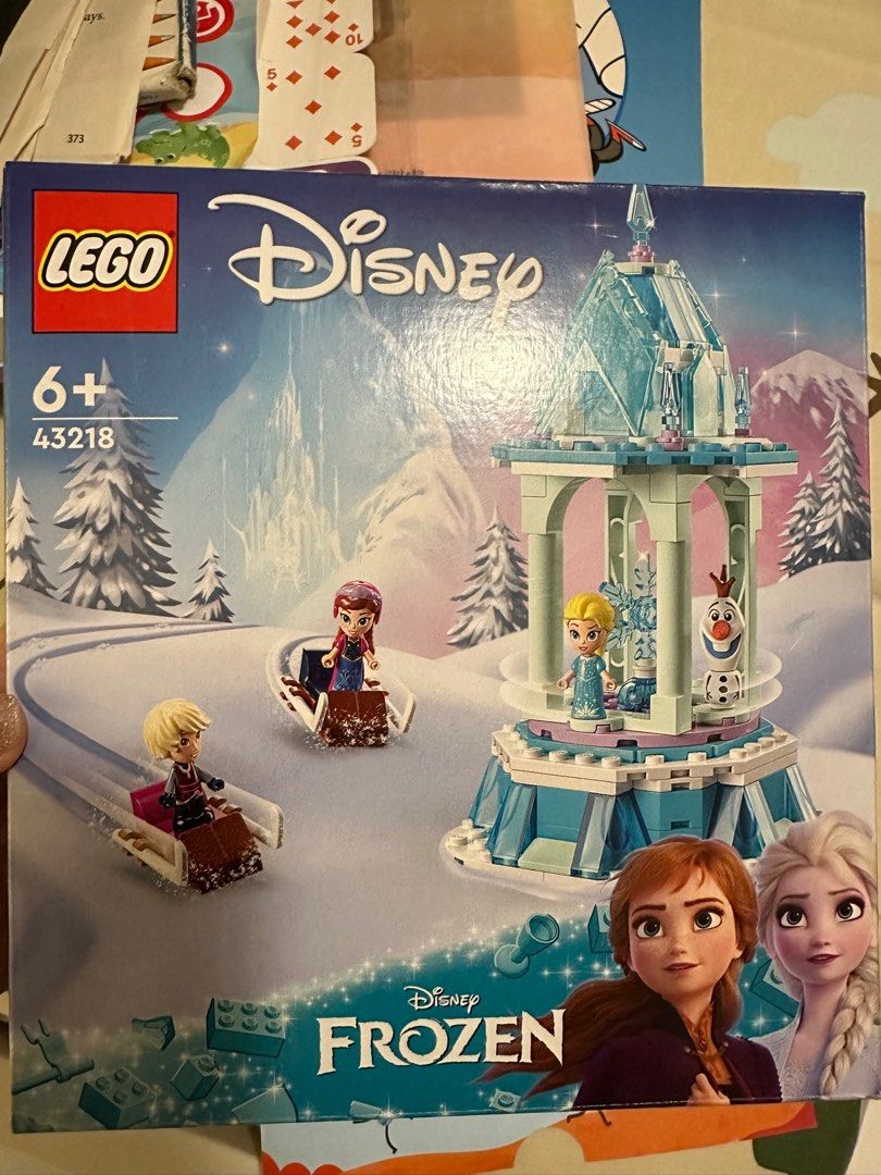 Lego 43218 Disney Princess Anna and Elsa's Magical Carousel, 興趣及遊戲, 玩具 ...