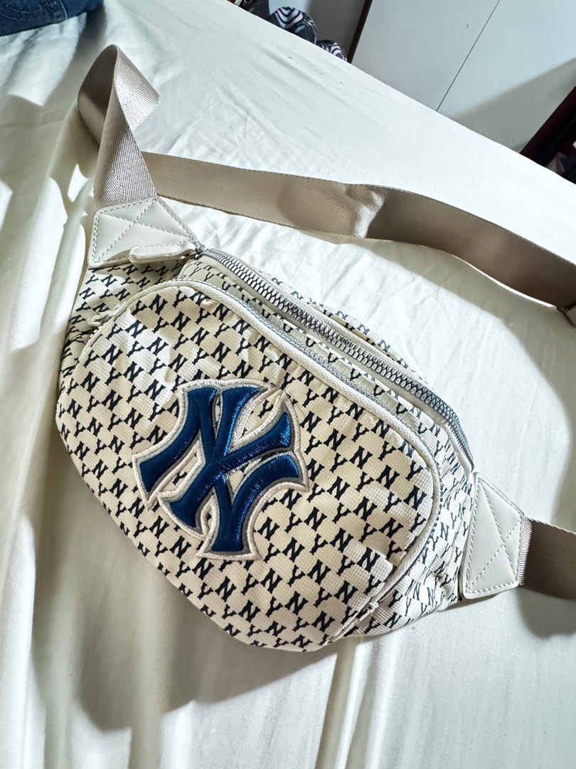 Original MLB New York Yankees Monogram Belt Bag, Men's Fashion, Bags ...