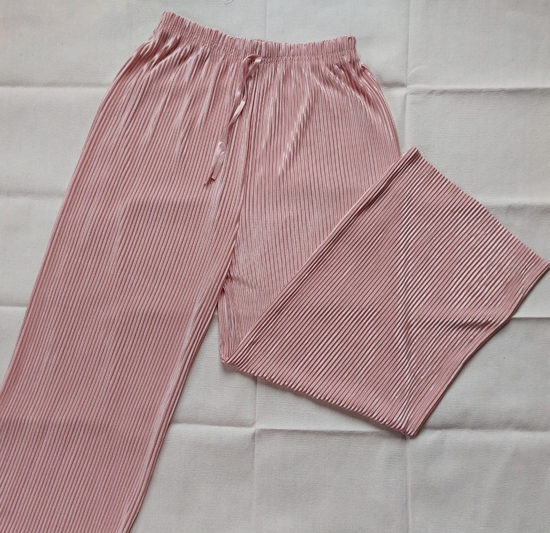 Pleated Shiny Garterized Wide Leg Pants, Women's Fashion, Bottoms ...