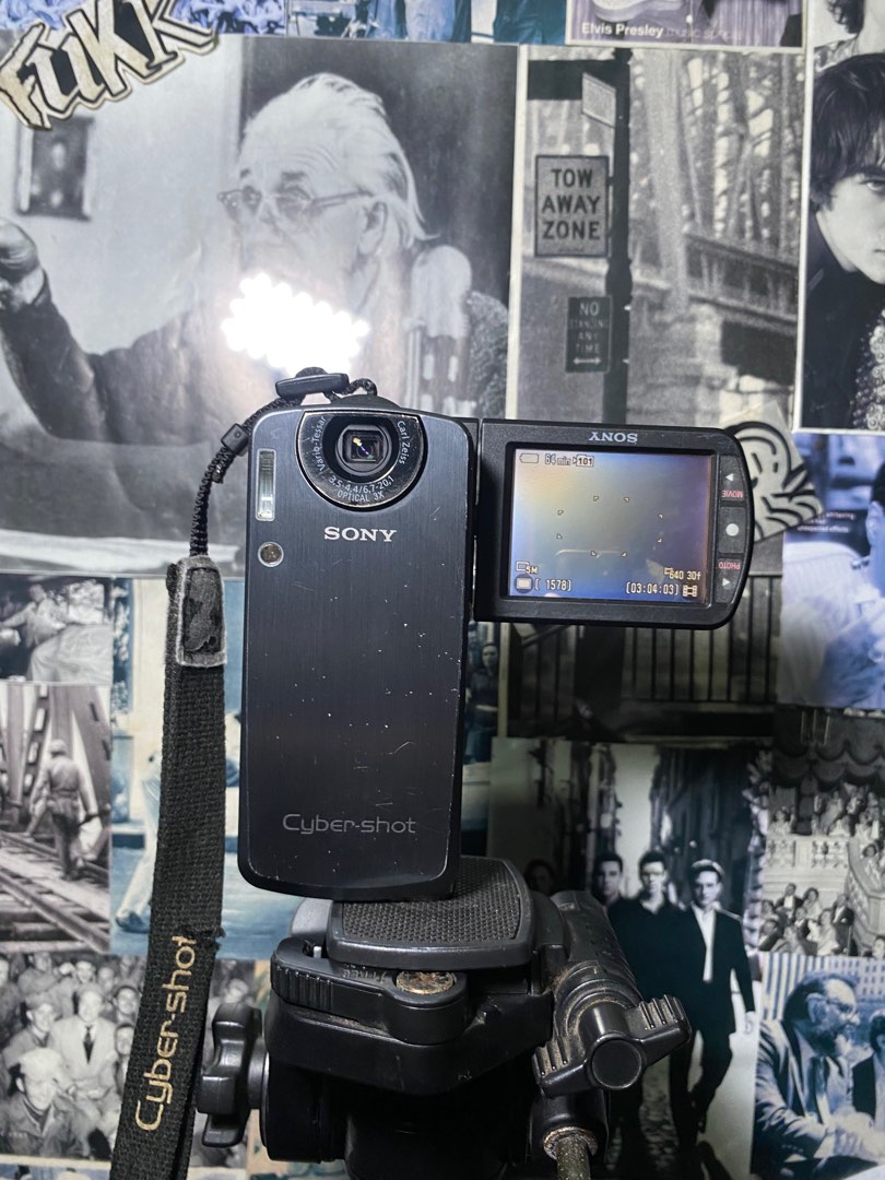 RARE SONY CYBERSHOT DSC-M1 DIGITAL CAMERA, Photography, Cameras on Carousell