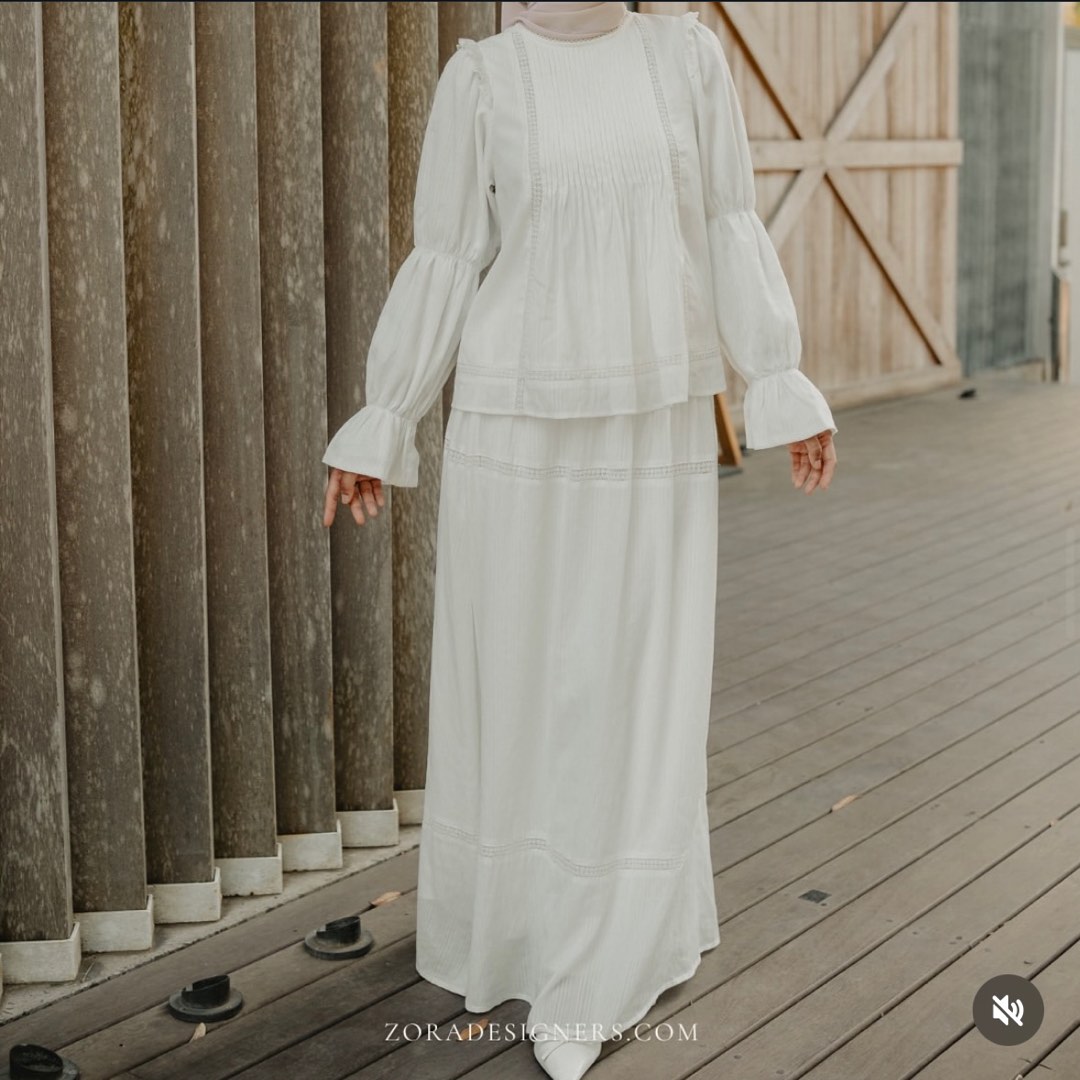 THE MAYA SET IN WHITE BY ZORA DESIGNERS, Women's Fashion, Dresses ...