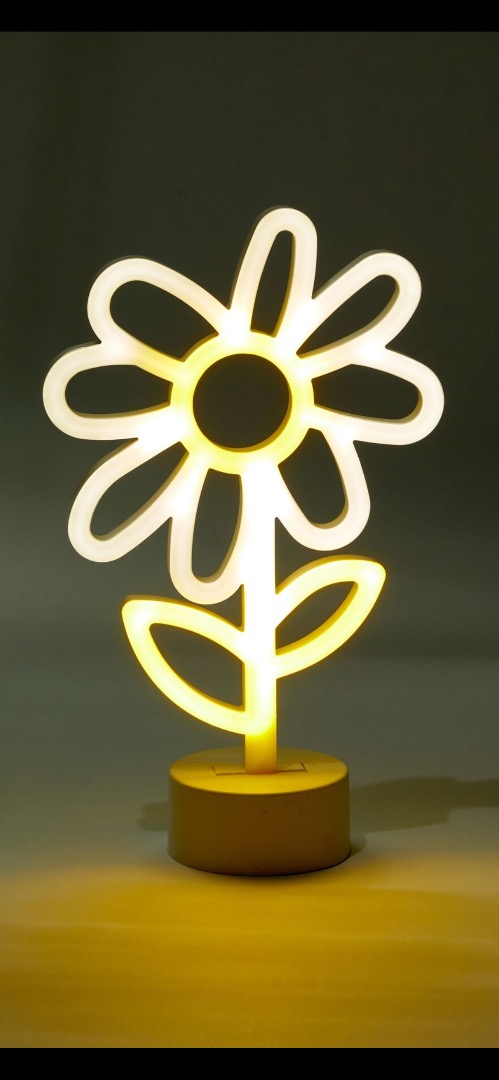 Typo Desk Lamp & 2025 Calendar Set, Furniture & Home Living, Lighting ...