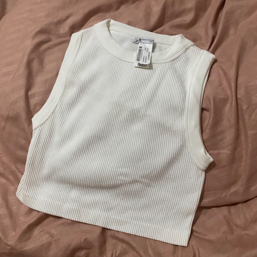 ZARA WHITE BASIC TOP, Women's Fashion, Tops, Sleeveless on Carousell