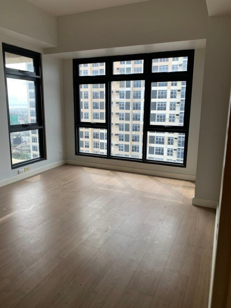 RR512 - 1BR The Sandstone at Portico Unit For Sale, Property, For Sale ...