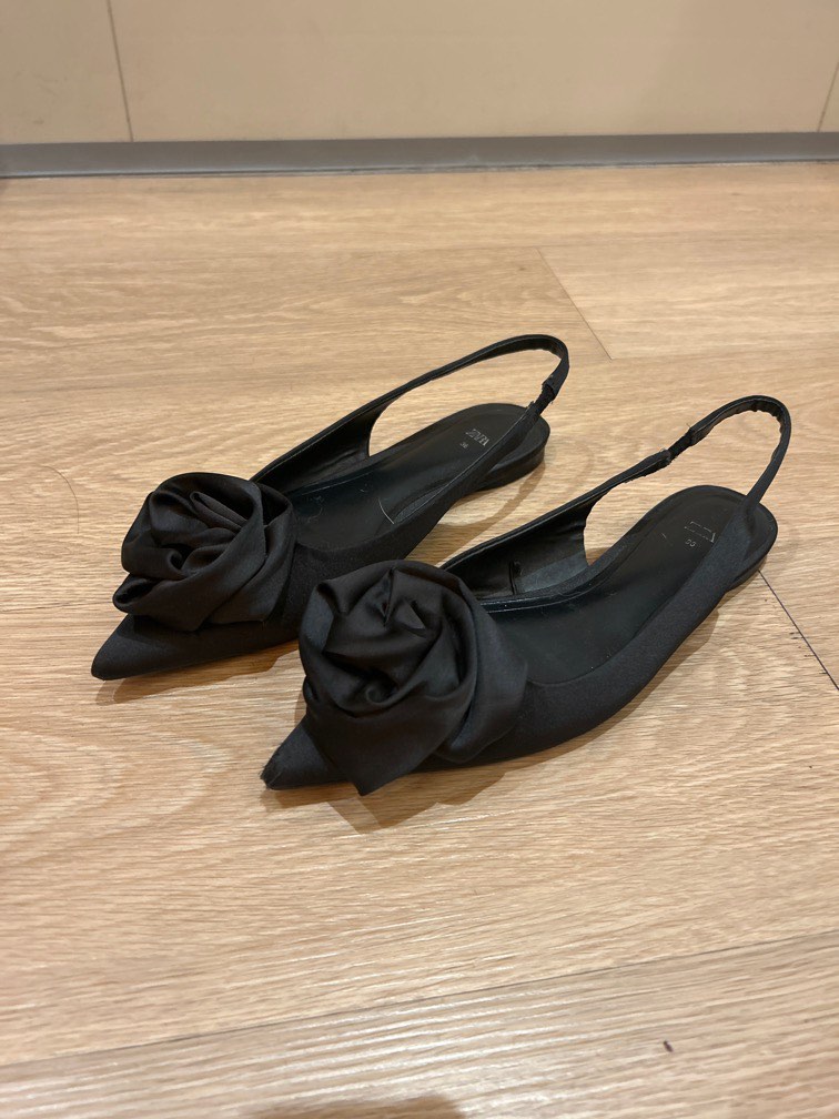 6.5 Zara Pointy Flats, Women's Fashion, Footwear, Flats & Sandals on ...