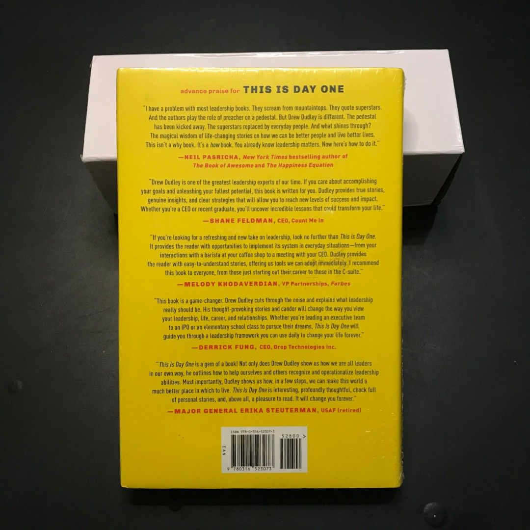 Buku This Is Day One: A Practical Guide to Leadership Hard Cover, Buku ...