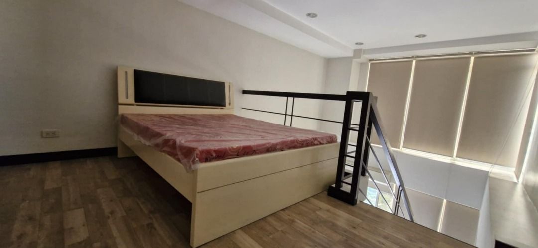 FOR SALE - Old House in Talayan Village, Quezon City, Property, For ...