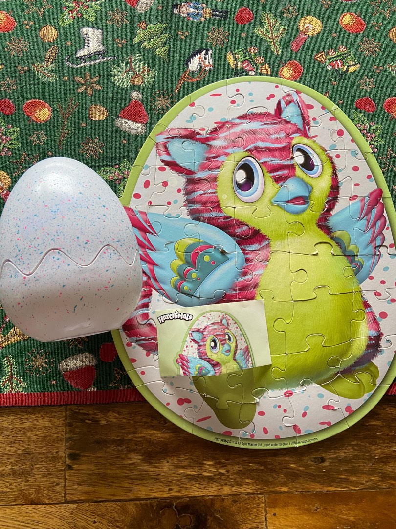 Hatchimal large egg puzzle, Hobbies & Toys, Toys & Games on Carousell