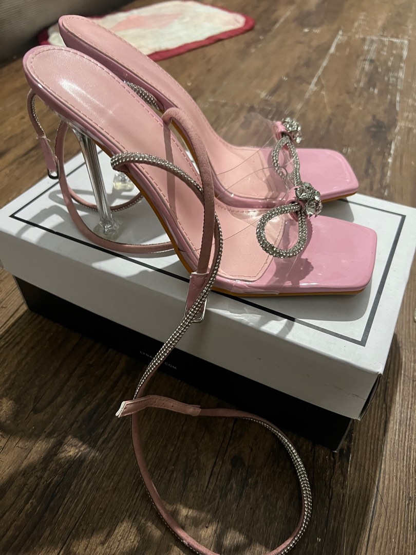 Heels 4 inches, Women's Fashion, Footwear, Heels on Carousell