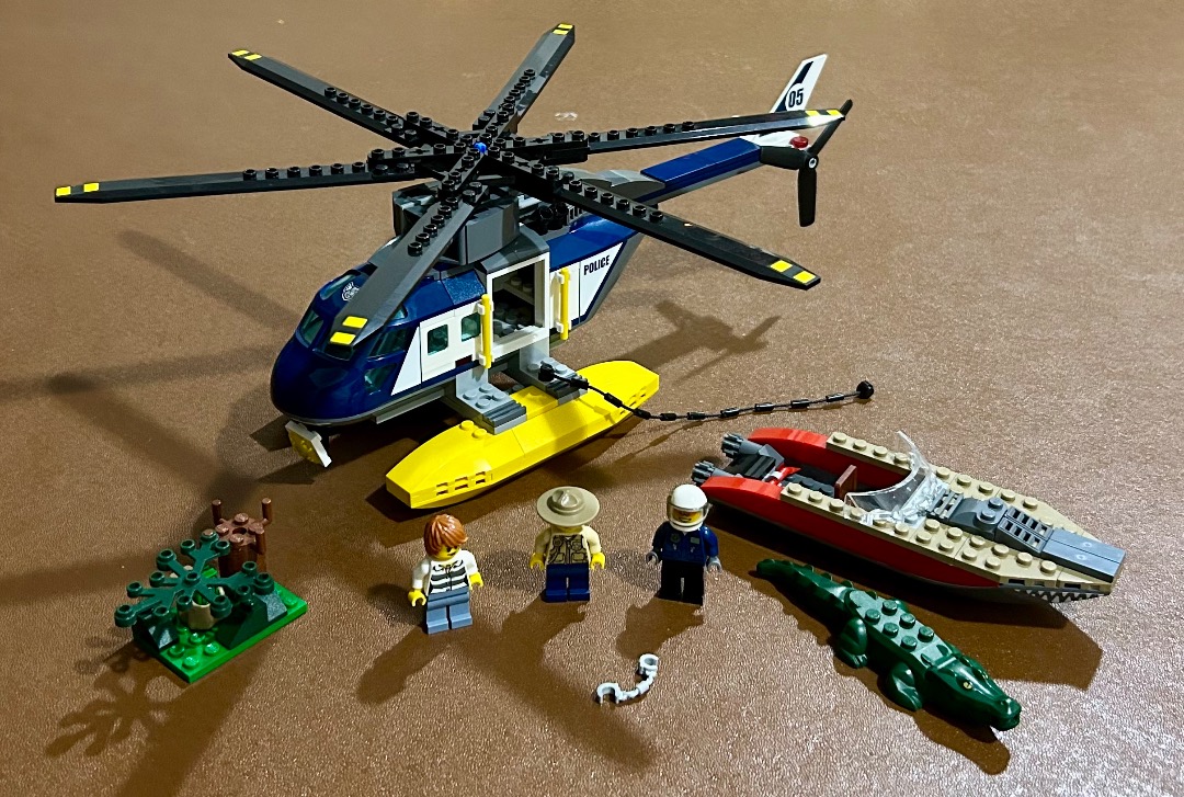 Lego City 60067 Helicopter Persuit, Hobbies & Toys, Toys & Games on ...