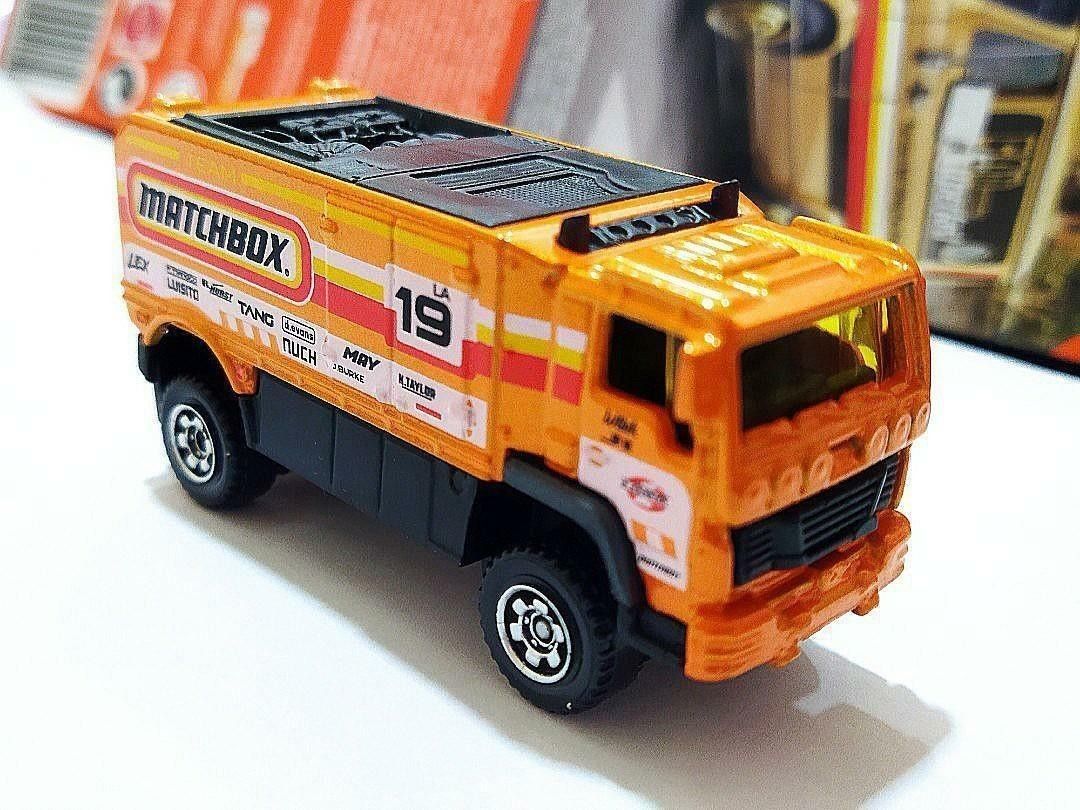 Matchbox 2019 5-Pack: Service Squad - Desert Thunder V16 - Orange Pearl ...