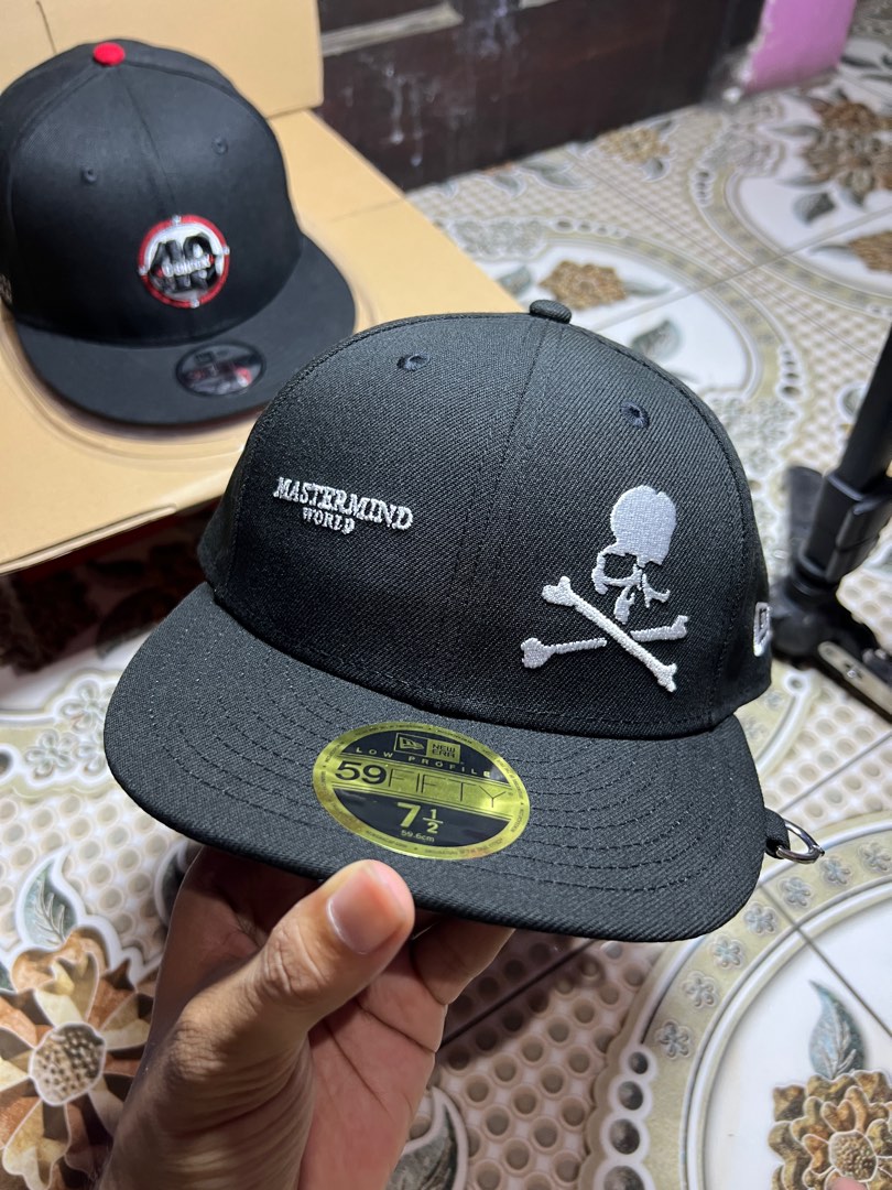 New era x Mastermid Low Profile, Fesyen Pria, Aksesoris, Topi di Carousell