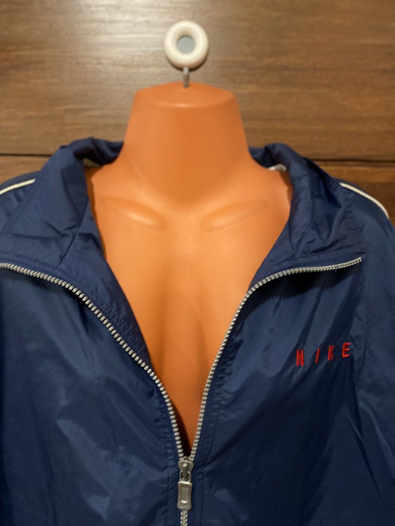Vintage Nike Navy Blue Wind breaker, Men's Fashion, Coats, Jackets and ...