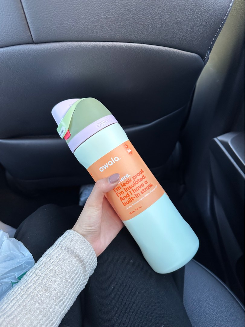 Owala freesip 24 oz - mint blue, Furniture & Home Living, Kitchenware ...