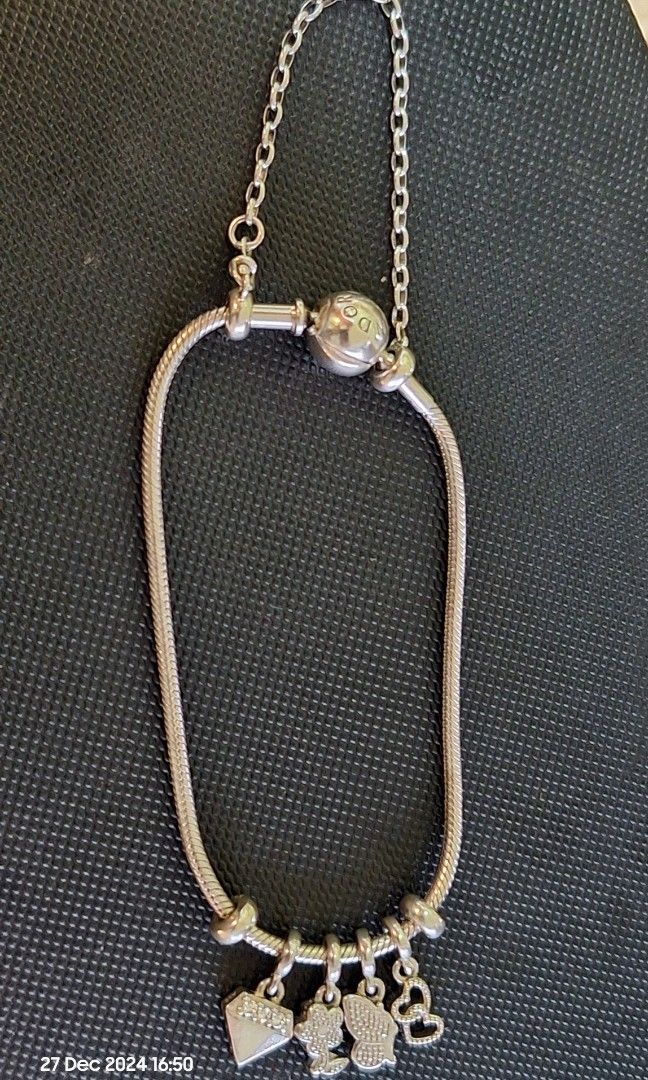 Pandora small size bracelet with charm, safety chain & stopper, Women's ...