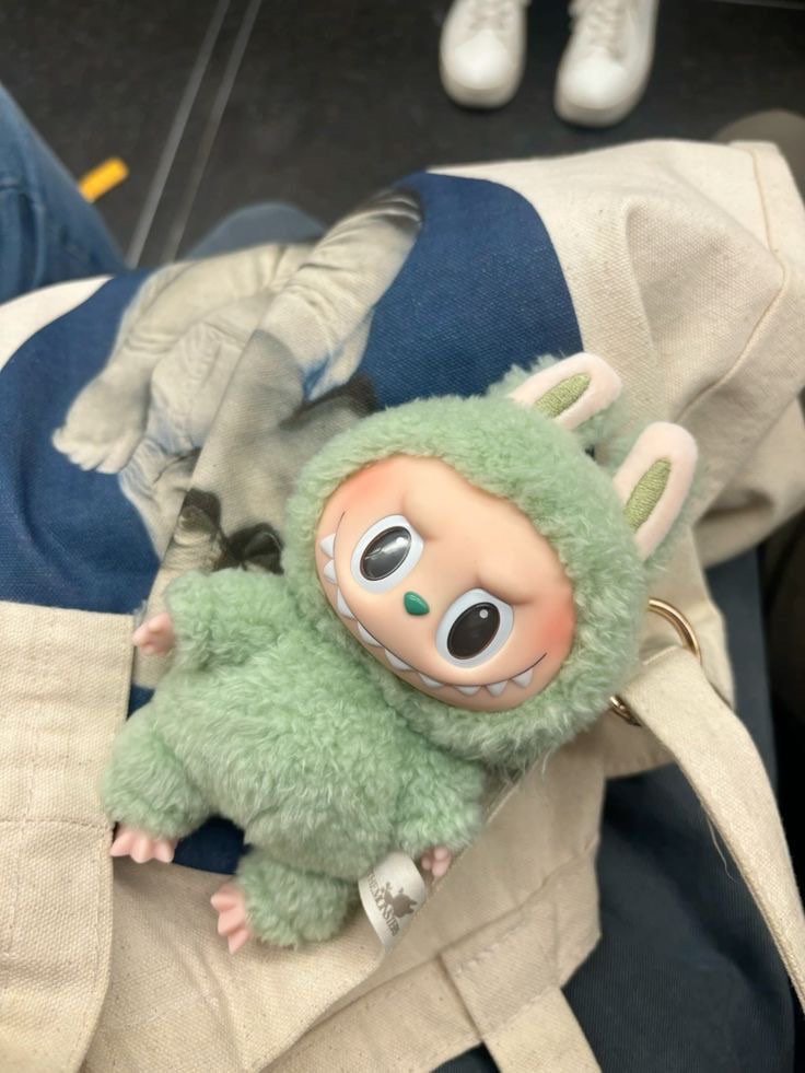 BLIND BOX: Pop Mart Monsters Labubu Macaron V1, Hobbies & Toys ...