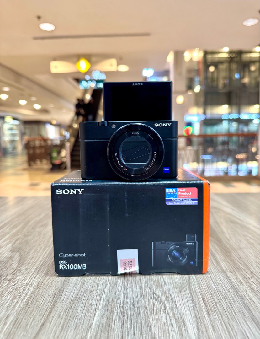 Sony RX100 Mark III Digital Camera (98% new), Photography, Cameras on ...