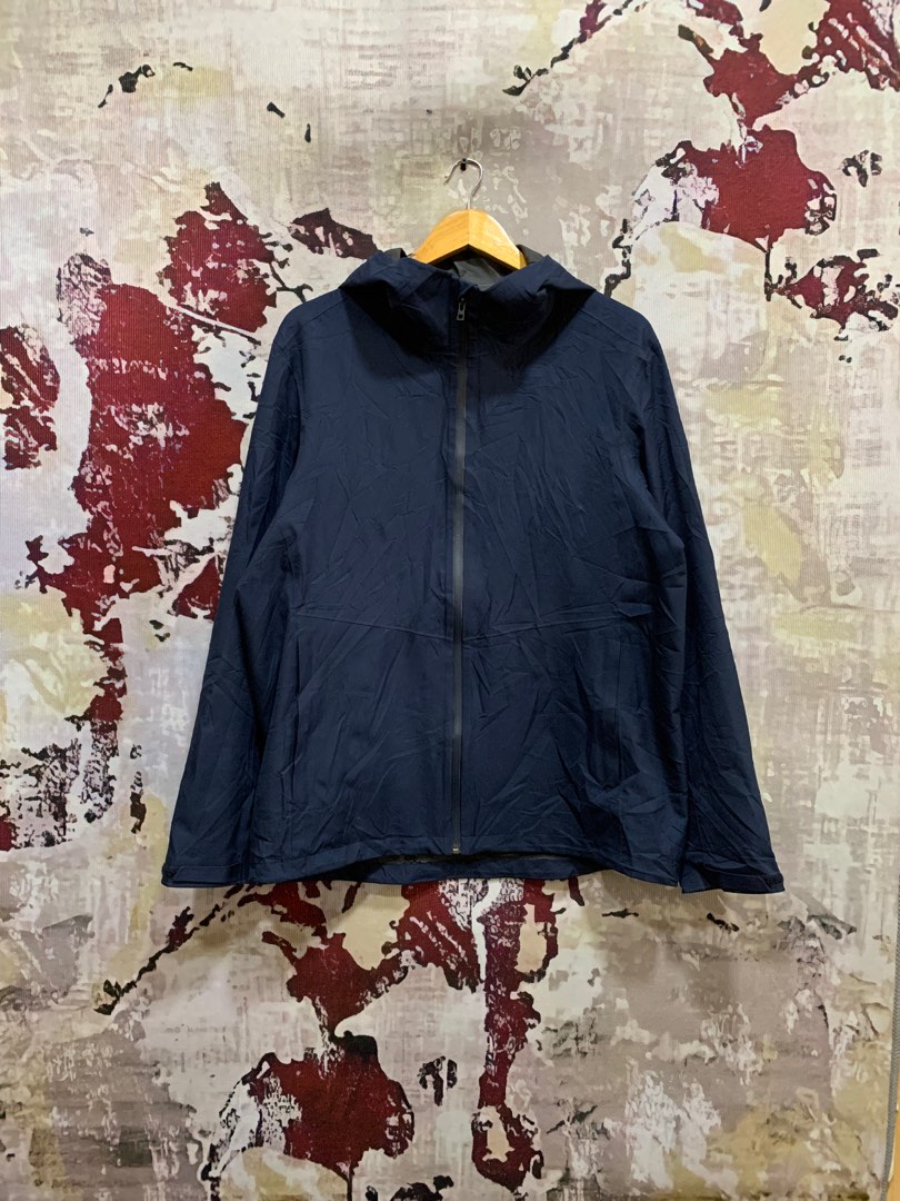 Uniqlo Blocktech Waterproof Jacket, Women's Fashion, Coats, Jackets and ...