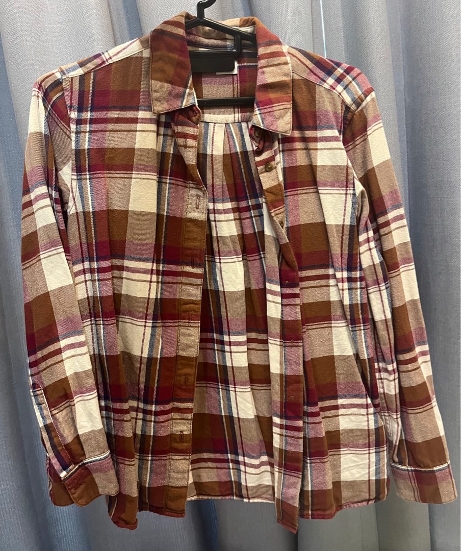 Uniqlo Red Flannel, Women's Fashion, Coats, Jackets and Outerwear on ...
