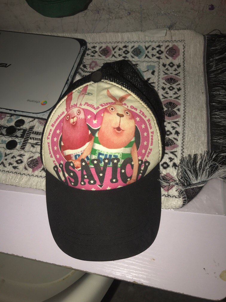 Y2k cap, Men's Fashion, Watches & Accessories, Cap & Hats on Carousell