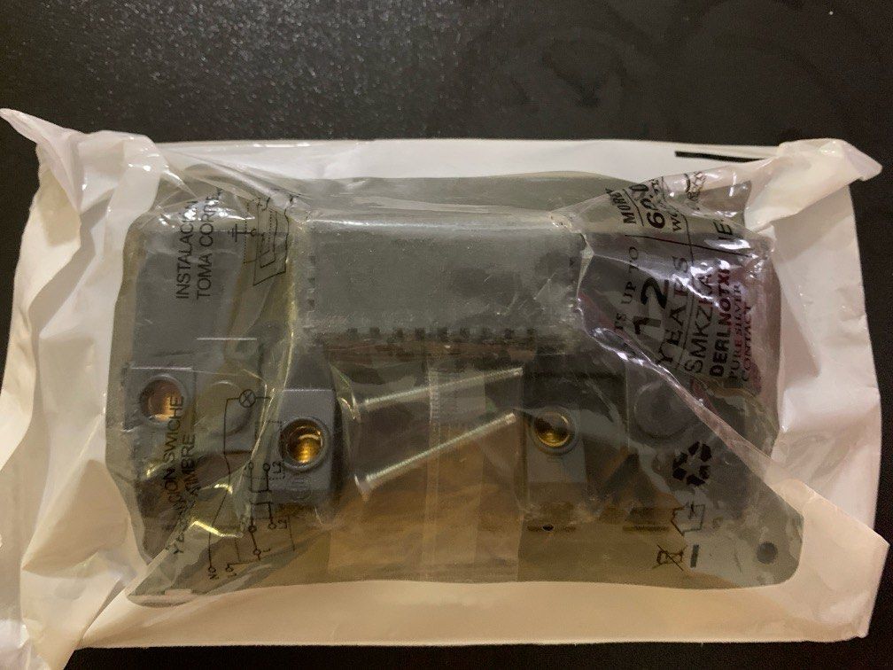 13a British Style 86 Type British Hong Kong Macau Socket Square Foot ...